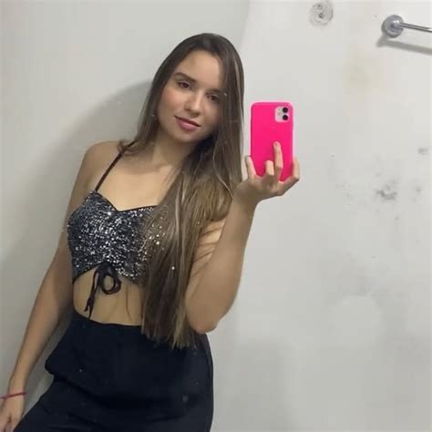 Isabelle Vict Ria Isaavporto Threads Say More