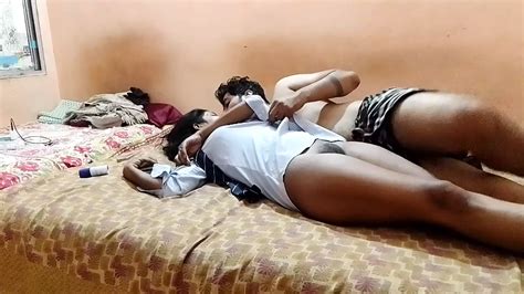 मेरे दोस्त की हॉट पत्नी ने पति के दोस्त के साथ सेक्स किया जब उसका पति