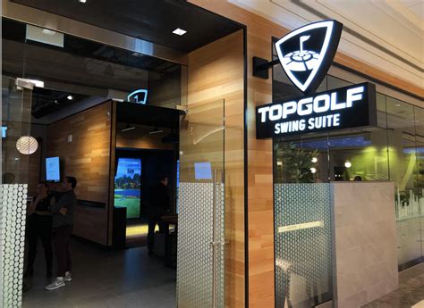 Topgolf Swing Suite 900 North Michigan Shops Chicagos Iconic