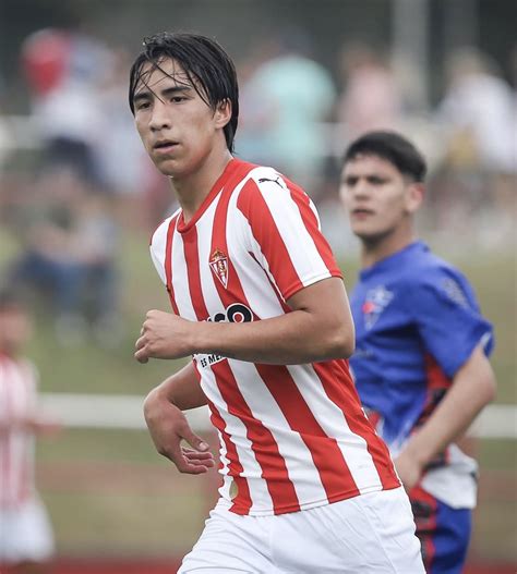 Mauricio Medrano Fue Galardonado En El Torneo Xl Villa De Laredo Como Trofeo A La Garra ⚽️ Y
