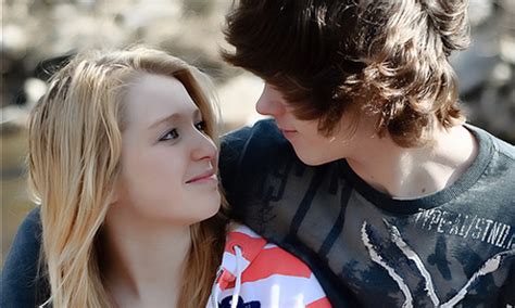 10 Ways To Make A Girl Feel Special
