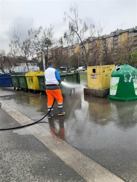 ПРОДОЛЖУВА AkЦИЈАТА ЗА ГЕНЕРАЛНО ЧИСТЕЊЕ НА СКОПСКАТА ОПШТИНА АЕРОДРОМ