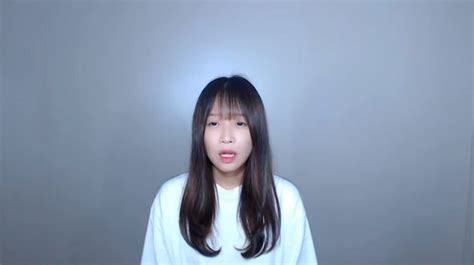 인기 먹방 유튜버 쯔양이 뒷광고 논란에 은퇴를 선언했다 허프포스트코리아