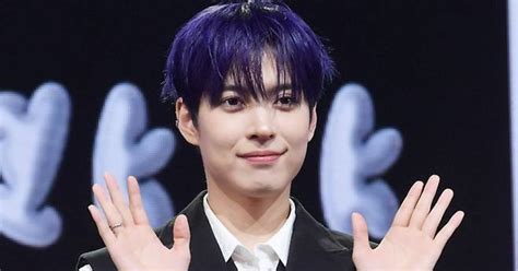 오메가엑스 휘찬 전 소속사 대표 강제추행 혐의 송치