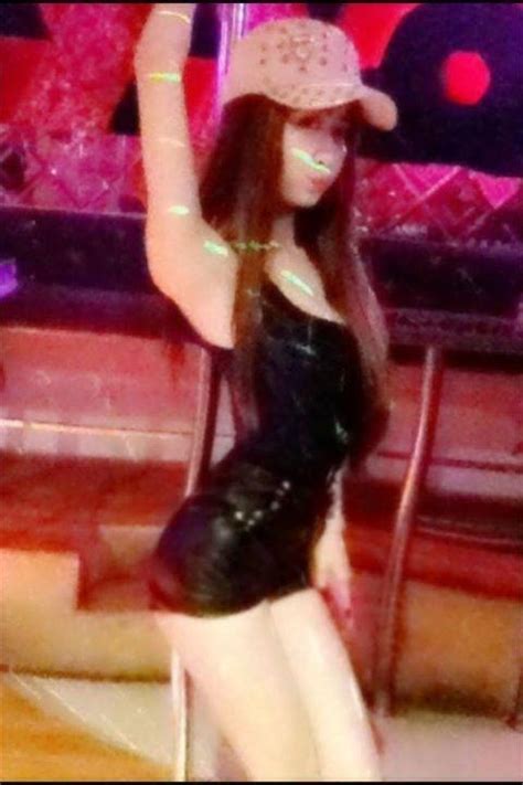 Naked Thu Hang In The Viet Nam Personal Show