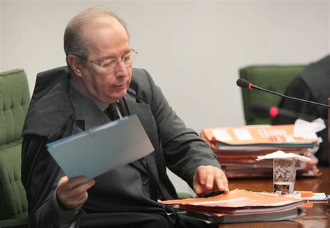 Celso De Mello Abre Inquérito Para Investigar Acusações De Moro Contra Bolsonaro