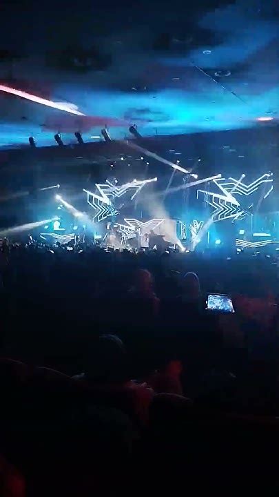 کنسرت ماکان بند در سالن میلاد نمایشگاهآوازی نواردستانیایمان یمینیموزیکموسیقینقارهرهام