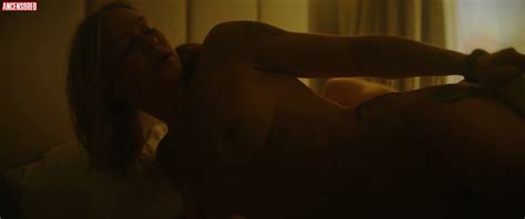 Naked Yuliya Peresild In Mediator