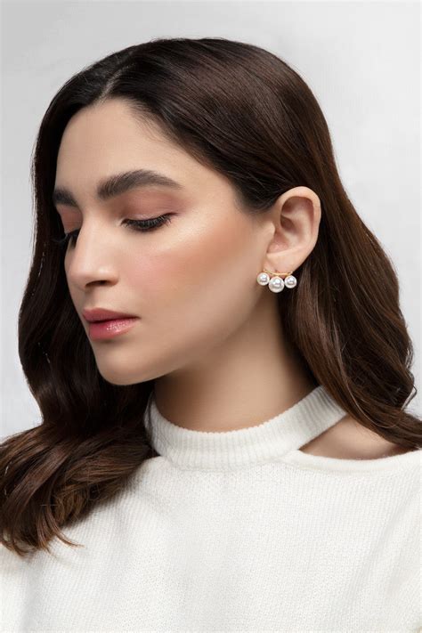 Earrings White Aer W21 063 Mbasics By Mariab Pk