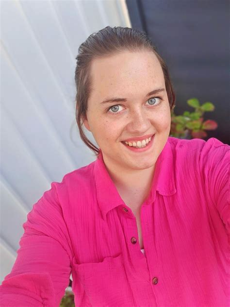 Felt Pretty At My Nephews Birthday Party 3 R Nonbinary