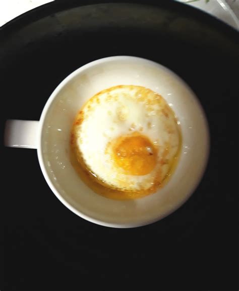 에어프라이어로 간편하게 달걀후라이