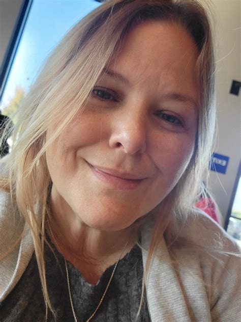 😊 𝗔 𝗙𝗘𝗪 𝗧𝗛𝗢𝗨𝗚𝗛𝗧𝗦 𝗢𝗡 𝗛𝗔𝗣𝗣𝗜𝗡𝗘𝗦𝗦 😊 Lisa Walsh