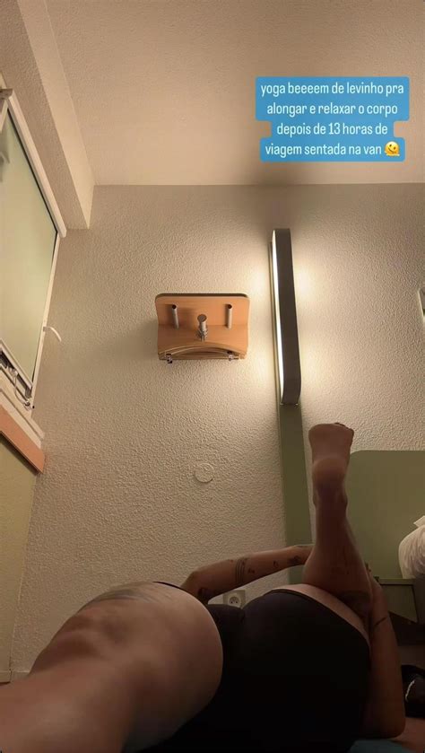 Fernanda De Freitas Liras Feet