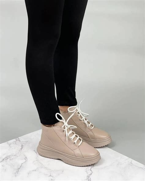 Одяг взуття Чекаємо на ваші замовлення 💋 ТОВАР В НАЯВНОСТІ Швидка Відправка 😘 ️ ️ ️ Код 8578