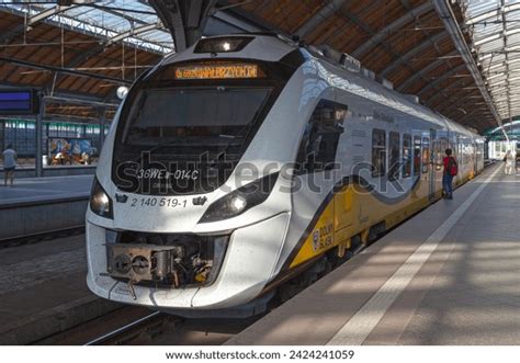 Impuls Train Photos And Images And Pictures Shutterstock