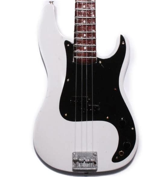 Mini Guitar Sex Pistols Sid Vicious Fender Precision Cdon