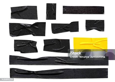 노란색 검정색 스카치 테이프 클리핑 경로가있는 흰색 배경에 격리 된 스티커 테이프를 설정합니다 비즈니스 서류 배너 제품을 사용할 수 있습니다 0명에 대한 스톡 사진 및 기타