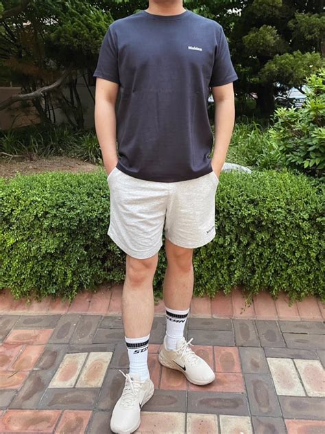 헬린이가 좋아하는 신축성 좋은 짐웨어 브랜드 몰든 머슬핏 반팔티 네이버 블로그