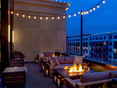 Restaurants In Salem Nh The Artisan Hotel