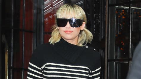 Miley Cyrus Uses Sex Toys As Home Decor Interview Hollywood Life