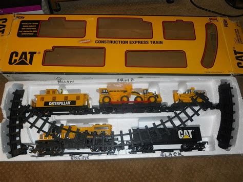 Toy State Motorized Caterpillar Construction Express Train Set