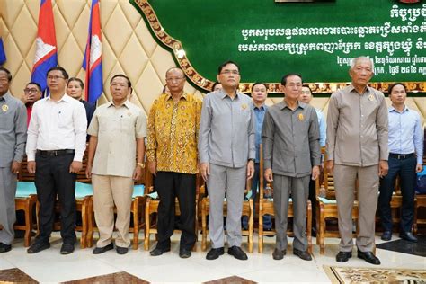 ឯកឧត្តម វង សូត