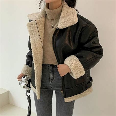 무스탕 코디 겨울 패션의 완벽한 조합