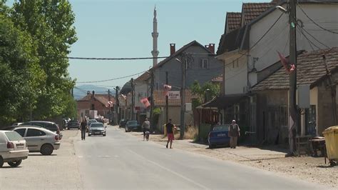 Жителите на Слупчане постигнаа договор со ЕВН добија струја ќе дозволат реконструкција Youtube