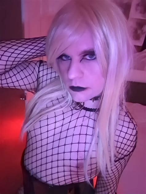 Goth Sissy Spooky FISHNET Tranny Shemale 37 Nude Pics XHamster