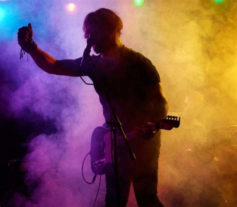 L1 Pro32 Portable Line Array System With Sub2 Powered Bass Module Bose