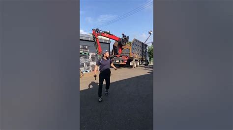 ලක්ෂ ගණන් වටින යකඩ කුනු ගොඩට යන දකුණු කොරියාව 🚧 Youtube