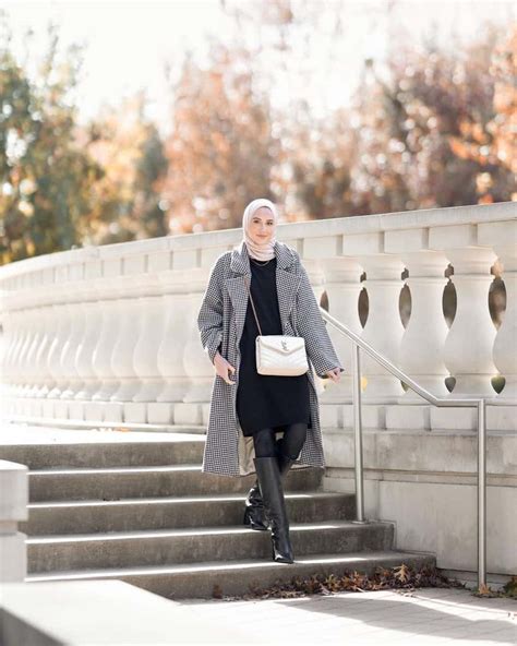 How To Layer Clothes The Right Way 7 Tips To Save Time And Hassle ModestBay