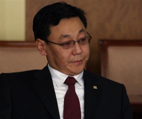 Vip76 Mn Ж Эрдэнэбат Сандал суудалтай зууралдсан үр дүнгүй чуулган боллоо