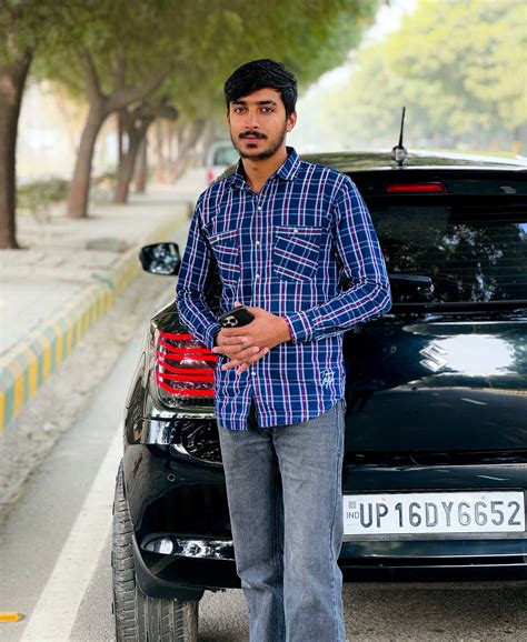 Instagram Video By Vipin Bhati • Dec 24 2024 At 851 Am