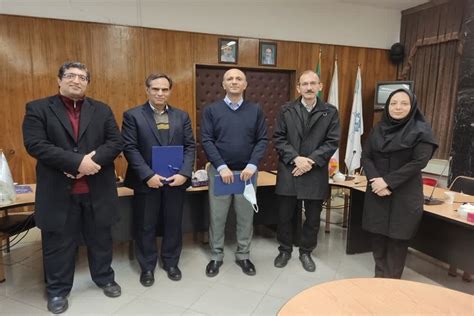 انعقاد تفاهم‌نامه بین جهاد دانشگاهی تهران و دانشکده شیمی دانشکدگان فنی