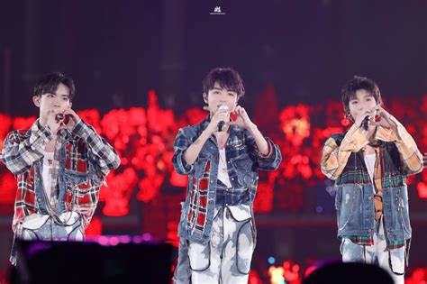tfboys演唱会照片壁纸 千图网