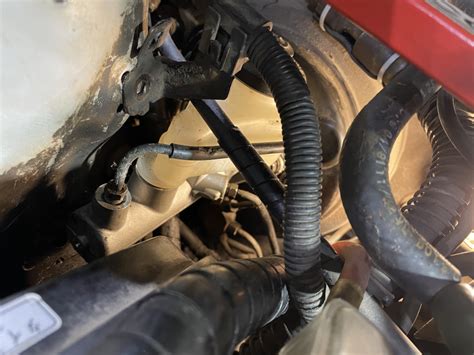 Надежда умирает последней или обслуживание тормозов и гтц Toyota Vista ...