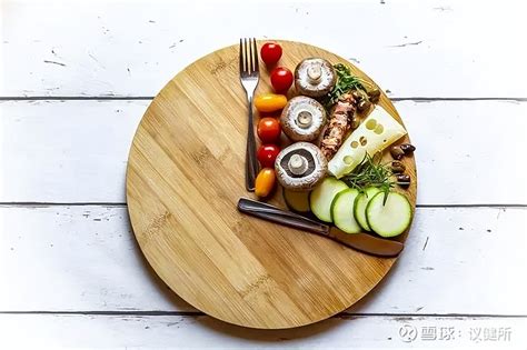 网红轻断食减重会使死亡率暴增91？别被忽悠了！ “168”饮食又名间歇性进食，是近些年网络上很多年轻人尝试的一种减肥减脂方法。比较公认的