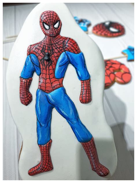 Пряник людина павук купити у Києві Пряники з людиною павуком