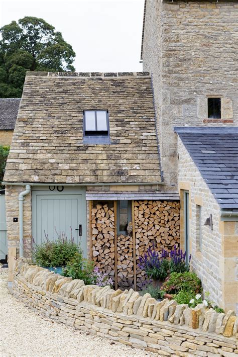 Cotswold Country House — Gunter And Co Cottage House Exterior Rustic