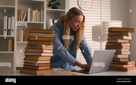 Caucasian Student Girl High School Female University Leaner Woman