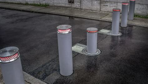 Ahead Of The Curve Emerging Trends In Removable Bollard Designs Haaretz Daily Info And News