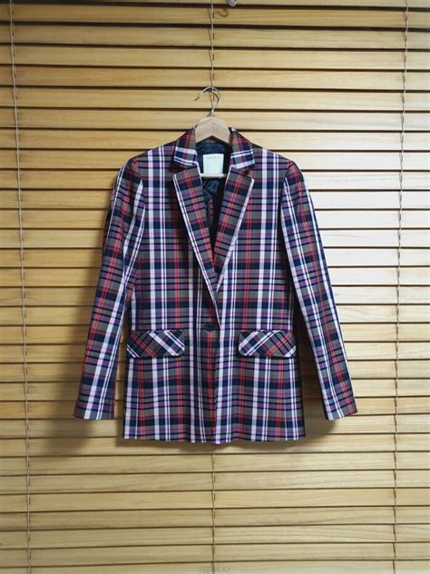 산드로 Sandro 슬림핏 체크 자켓 36 사이즈 Sandro 차별화된 감정 흥정 서비스로 명품의 가치를 더하다 필웨이
