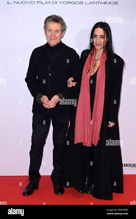Willem Dafoe Mit Ehefrau Giada Colagrande Bei Der Premiere Des