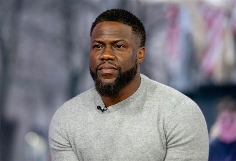 Kevin Hart Blank Memes Kevin Hart Has Tom Brady Roast Regrets Vows To