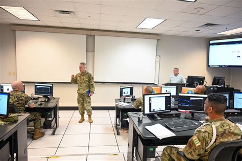 Dvids News Uscybercom Deputy Commander Visits Ciwt