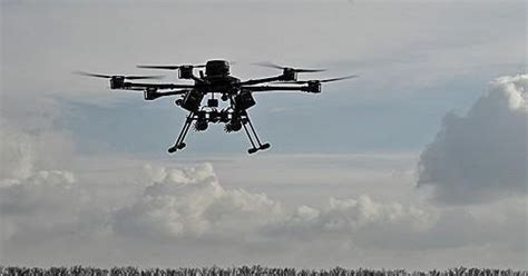 우크라 자율비행 드론 대량 생산 착수로봇 킬러 본격