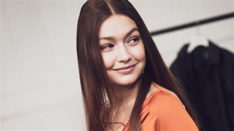 Gigi Hadid Shows Her New Bangs On Instagram Teen Vogue