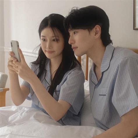 댓글 Event 모두 월요일 잘 버티고 계실까요 이번 스포 게시물 중 로우니 레이스 수면 파자마 게시물의 반응이 좋았는데요 업데이트 전부터 많은 분들이 기다려주시고