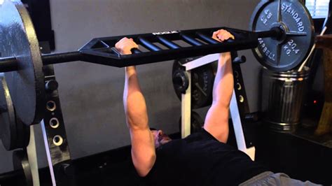 How To Use Safety Bars Bench Press At Stephanie Clunie Blog